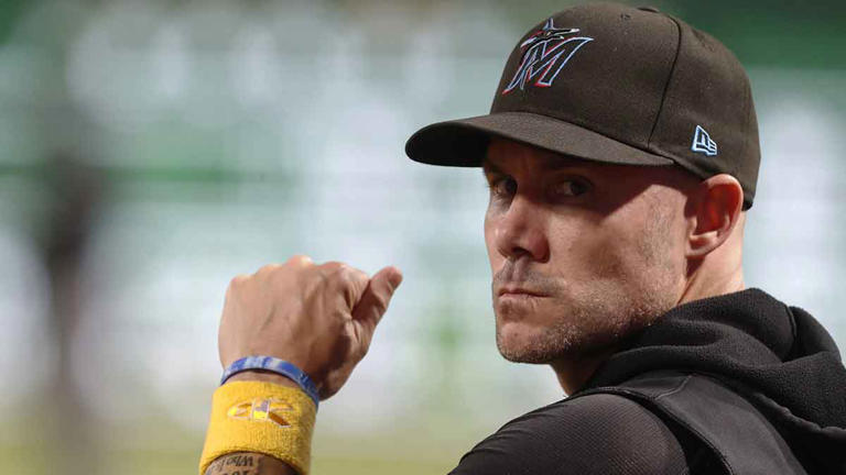 Rangers sign veteran pitcher to minor league deal