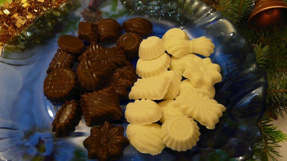 Olízne se každý! Čokoládu do formiček zvládnete raz dva i na poslední ...