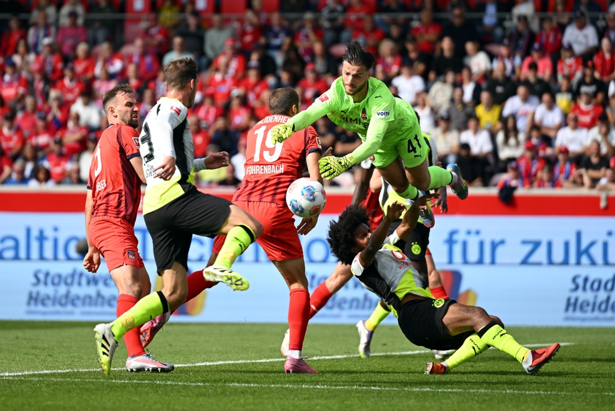 Arsenal continues to watch future David Raya deputy