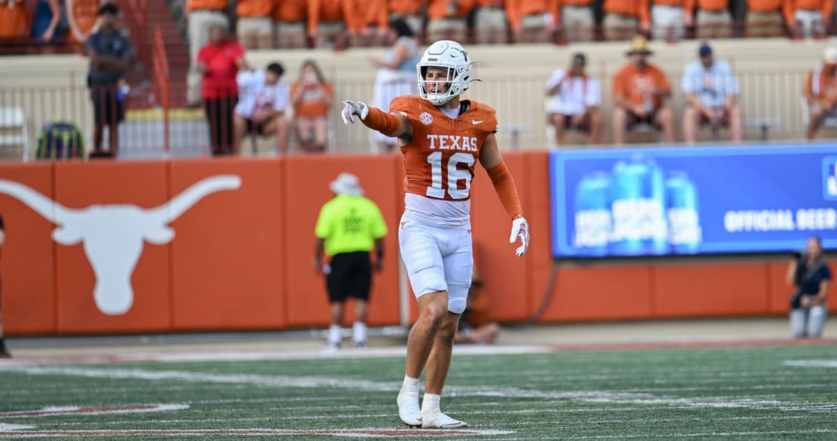 Texas’ Michael Taaffe wins 2025 Allstate Wuerffel Trophy