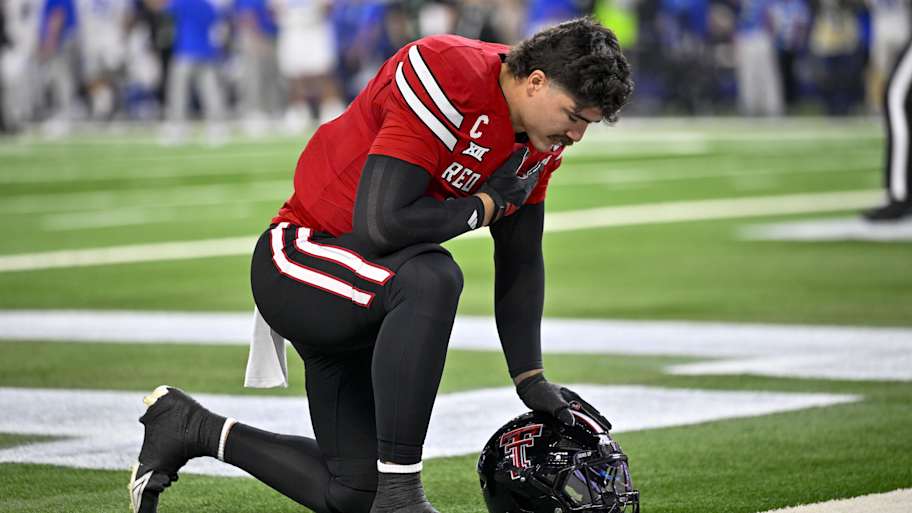 Jacob Rodriguez continues to make history by winning Chuck Bednarik Award