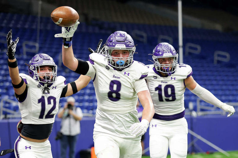 Boerne's season ends in semifinals with loss to Randle for second ...