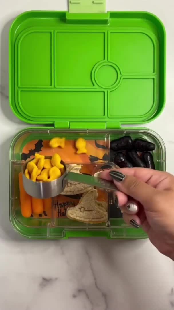 Halloween sandwich 🎃 👻 lunch box idea #Shorts #kidslunch # ...