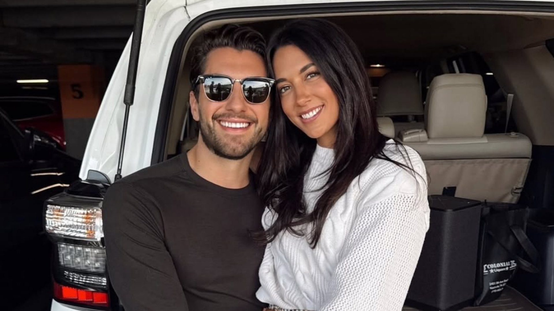 Jason Tartick goes Instagram official with new girlfriend Kathryn Hurley