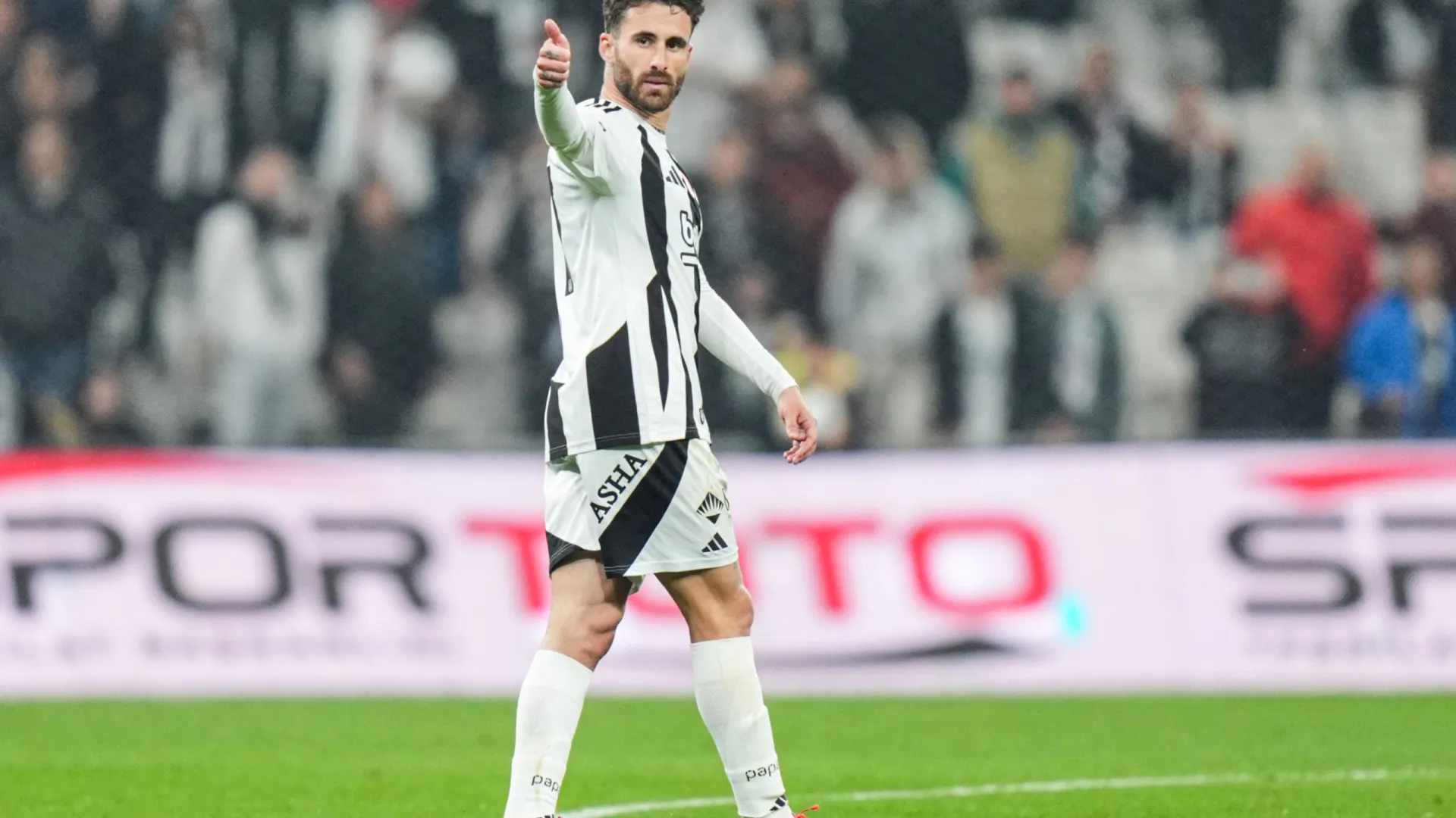 Rafa Silva alcança pacto com o Besiktas... à atenção do Benfica