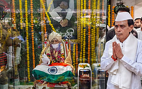 Shivraj Patil’s last rites performed with state honours; Om Birla ...
