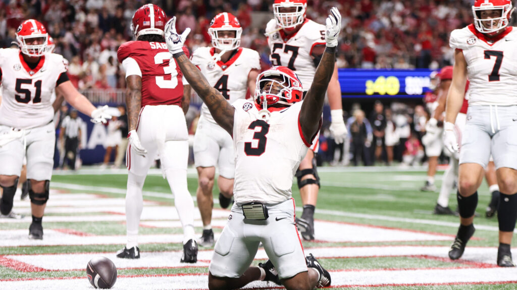 Predicting the outcomes of all 43 bowl games this postseason