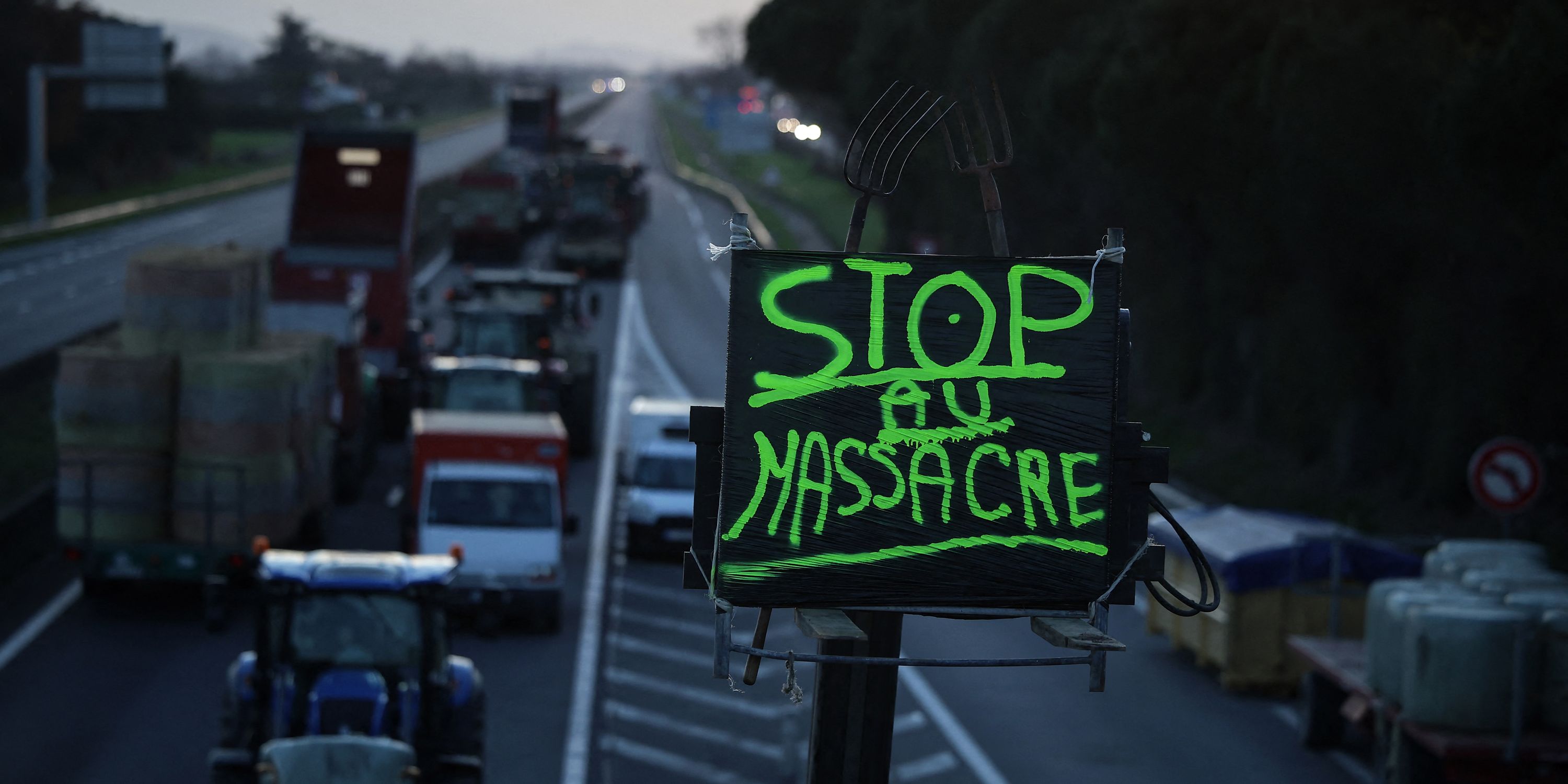 Dermatose nodulaire : « On ne fait pas une politique sanitaire à grand coup de LBD », dénonce le ...