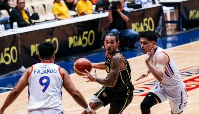 Tropang 5G trounce Road Warriors to enter quarterfinals
