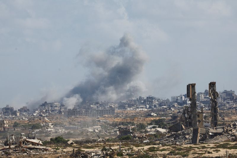 الجيش الإسرائيلي: استهداف "عنصر إرهابي مركزي في حماس" بمدينة غزة