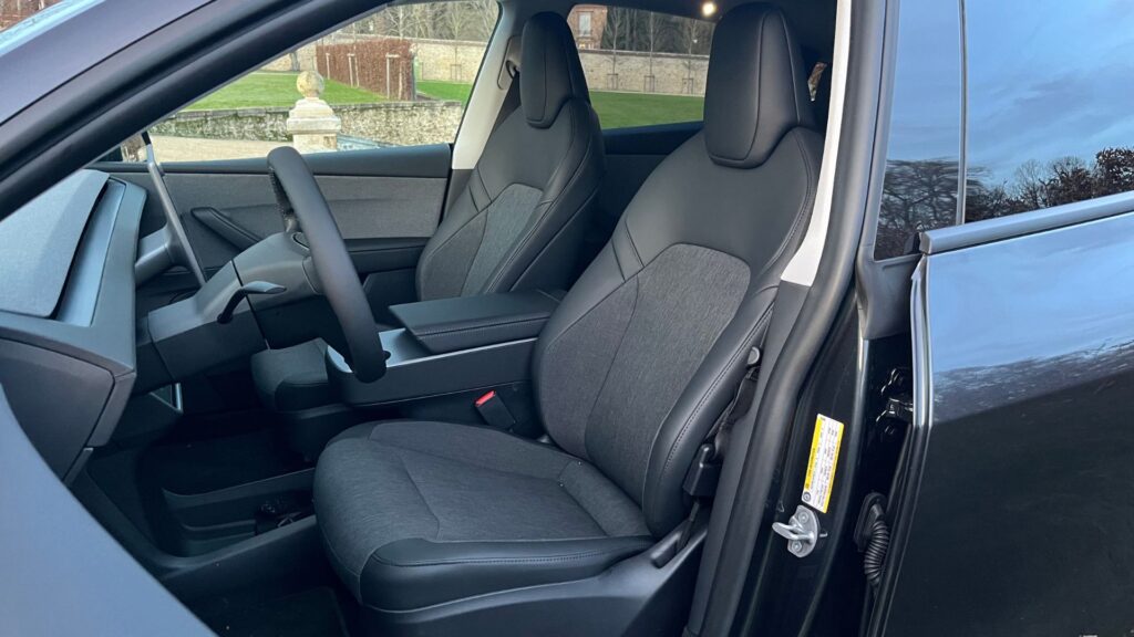 Tesla décline son Model Y d’entrée de gamme avec plus d’autonomie