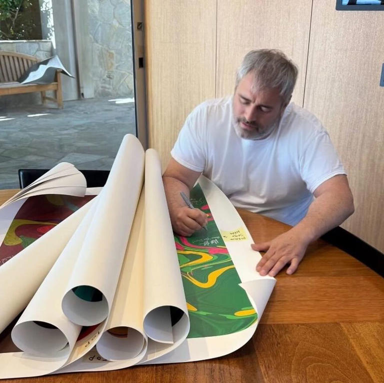 Matthew Perry remembered by the "Friends" cast 2 years after his death ...