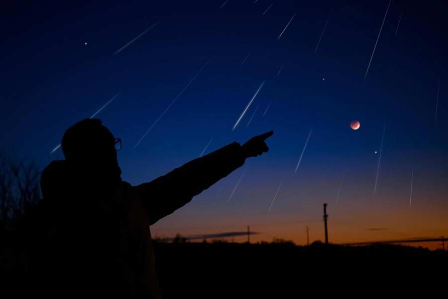 Meteor shower with colorful 'fireballs' to peak soon over Idaho. Here's ...
