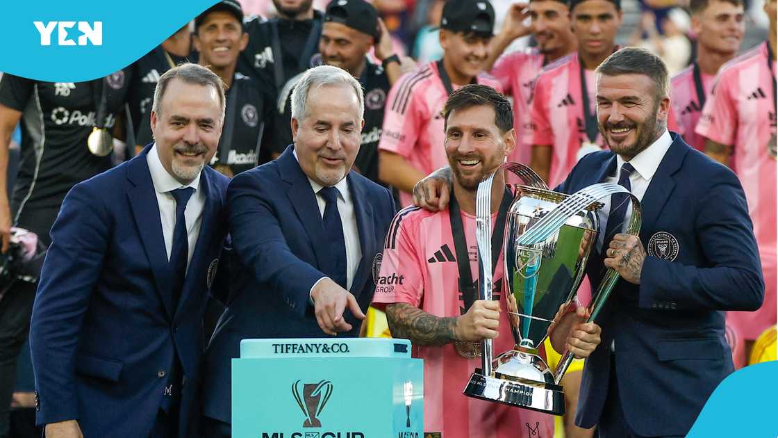Lionel Messi speaks English during MLS match for first time