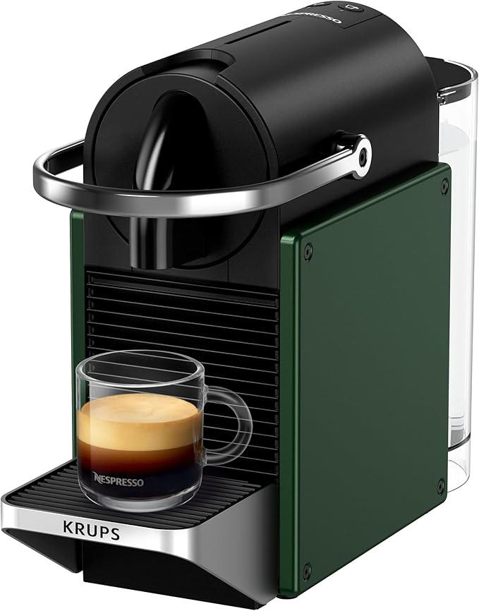 Lavazza and Smeg have teamed up to create a coffee maker that's fast ...