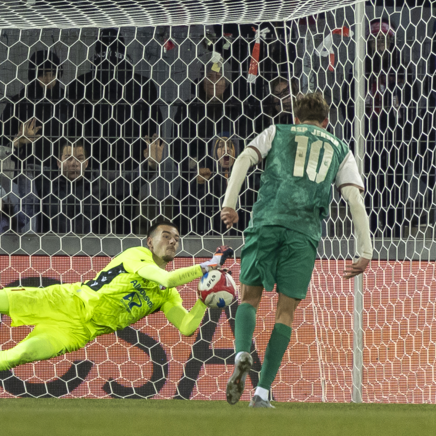 Sion gewinnt dank Racioppi, Remis zwischen FCZ und Winterthur