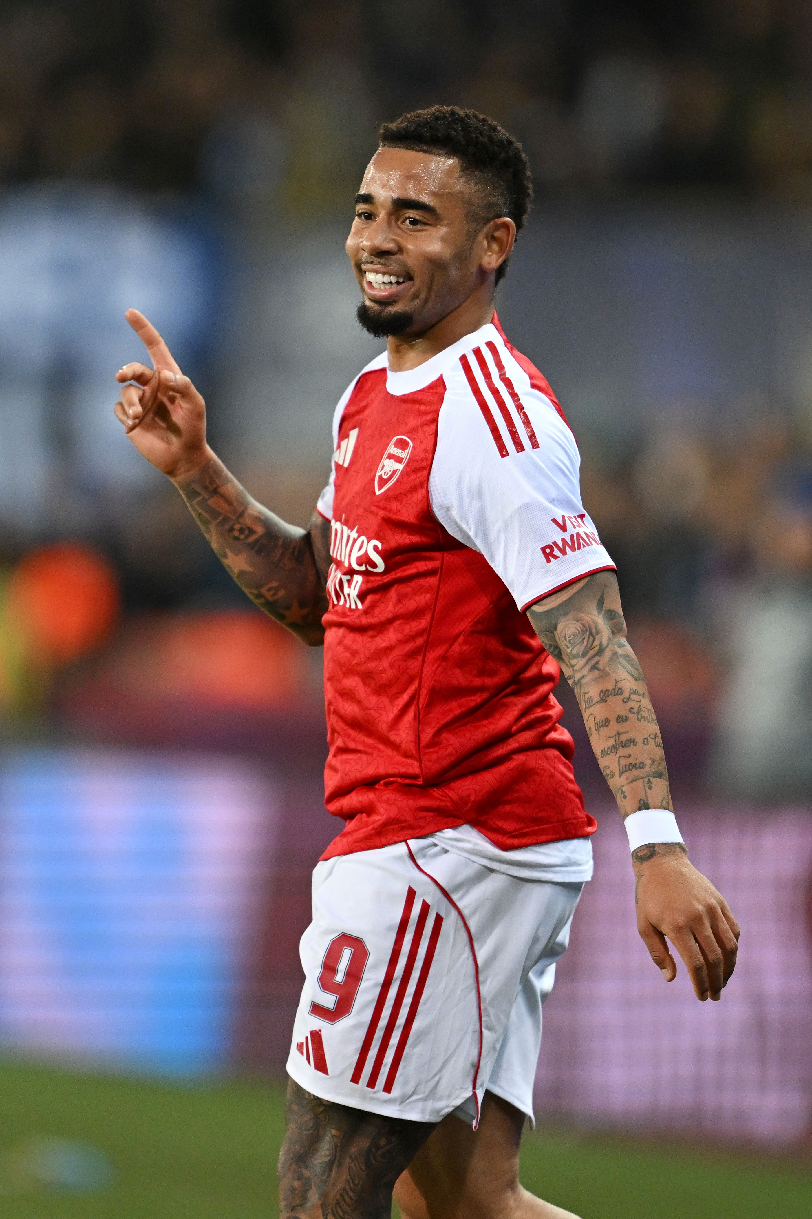 Arsenal 2-1 Wolves: Late drama at Emirates as Gunners win - Live