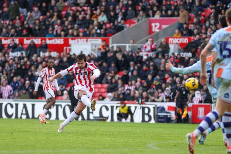 Stoke City player ratings vs Swansea as 8 and 7.5 stars shine in much ...