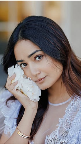 Aashram 4 Tridha Choudhury : 'आश्रम'ची बबिता करतेय वापसी, शूटिंगचे ...