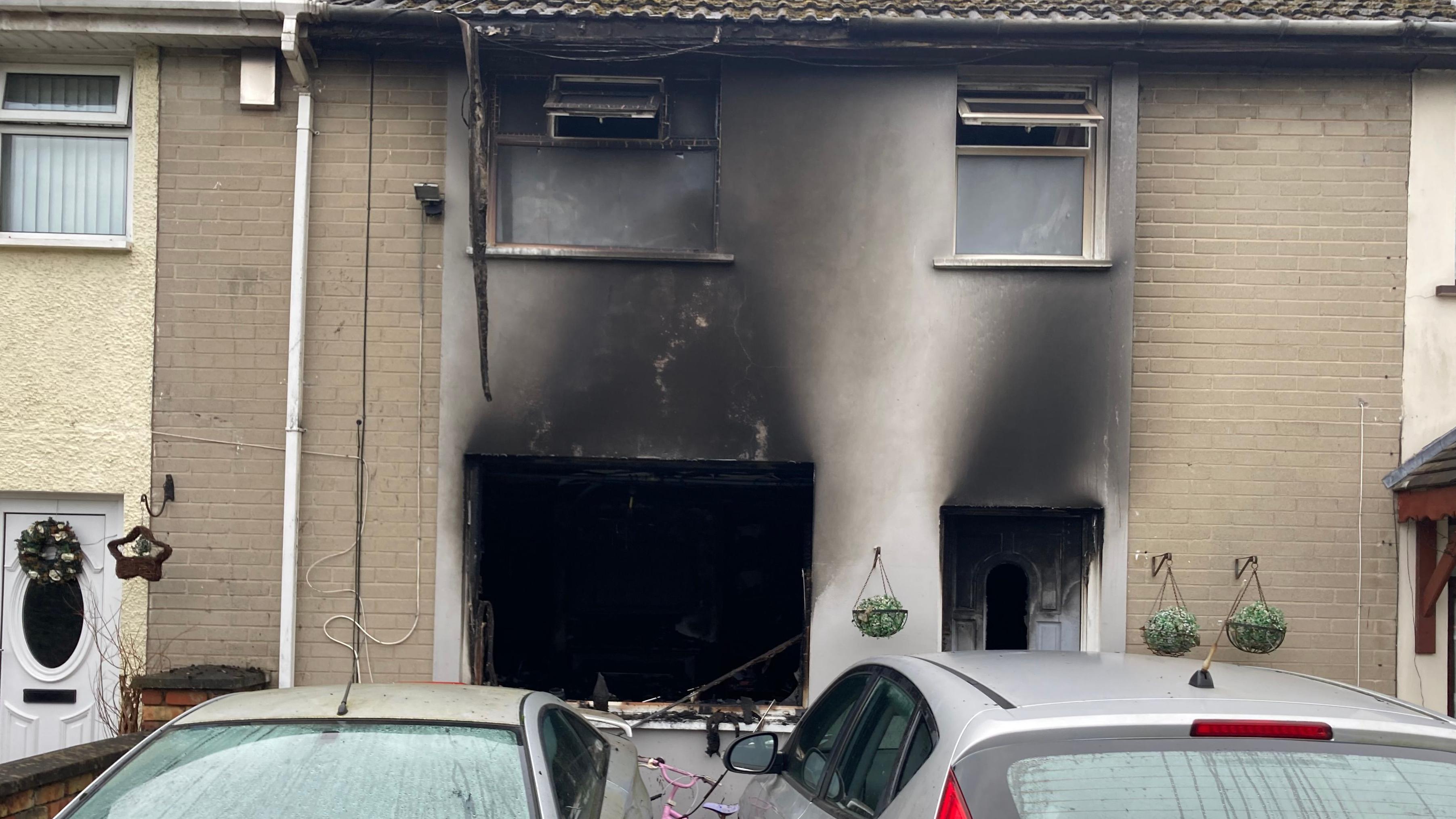 Woman dies after early morning house fire