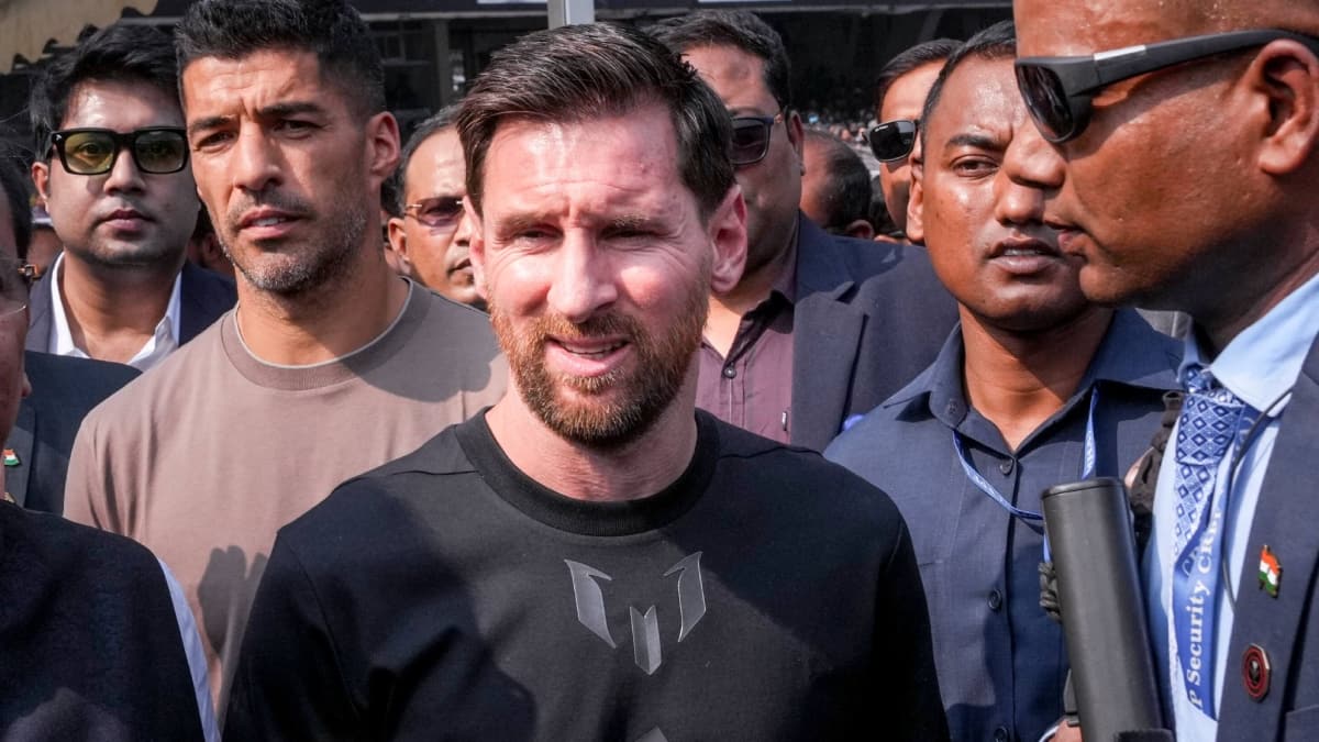 'Pathetic spectacle...': BJP attacks CM Mamata over Messi event chaos ...