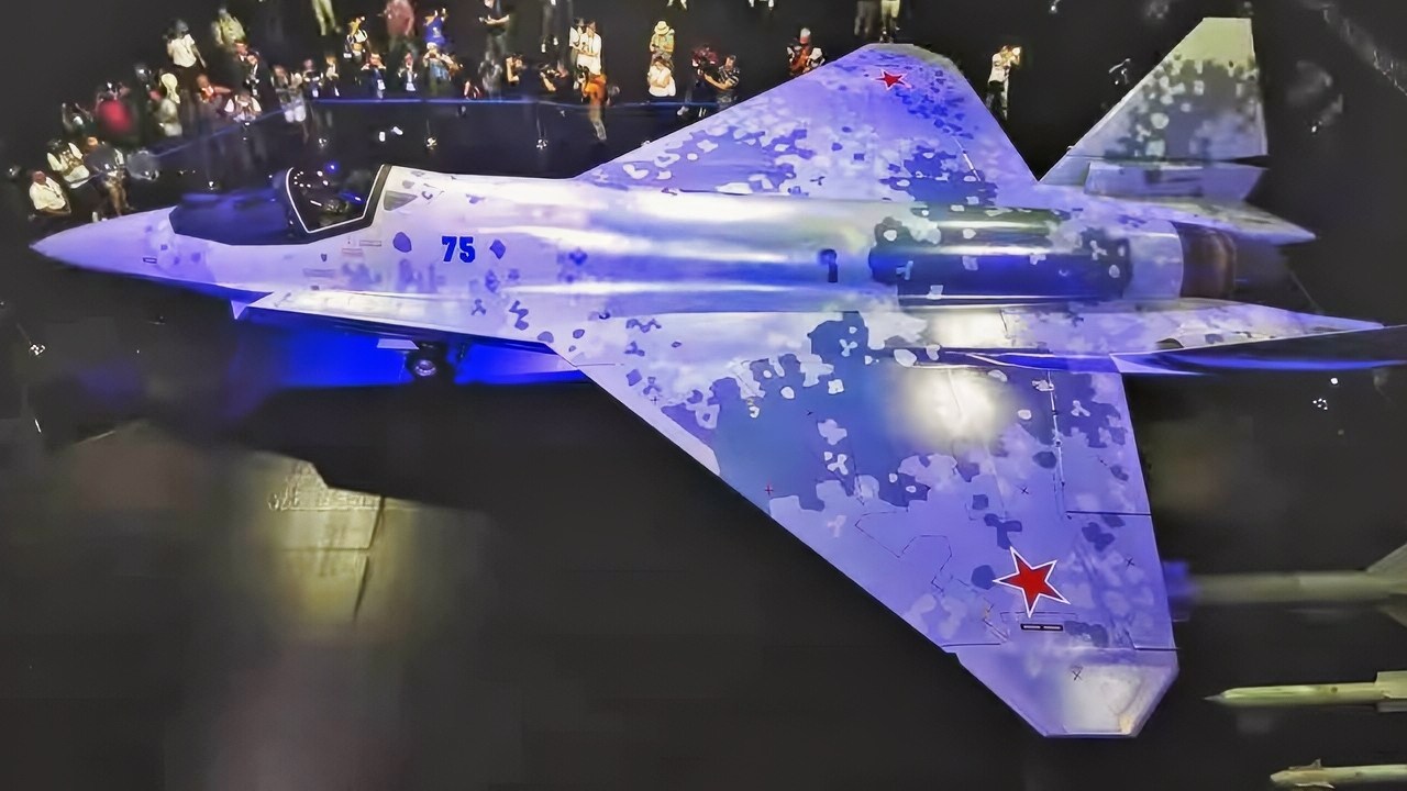 Su-75 Checkmate: The Russian Air Force stealth fighter that 'can't land'