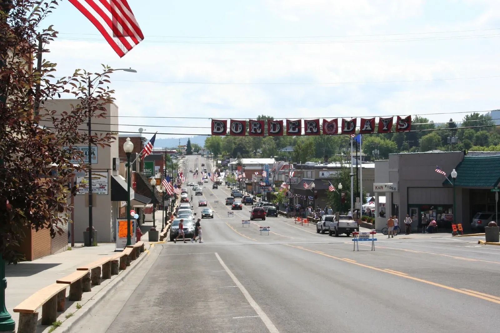 8 quiet towns to retire in if you suffer from enochlophobia (fear of ...