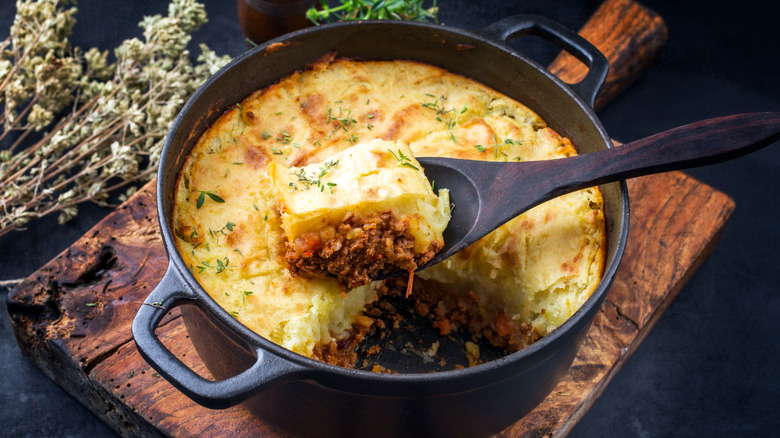 13 popular Irish foods explained