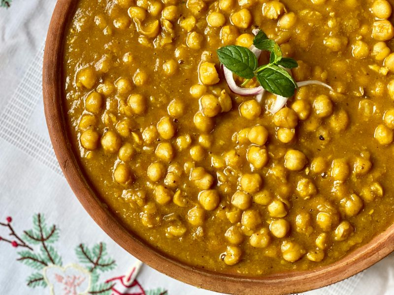 11 Indian vegetarian classics even hardcore meat-lovers fall for