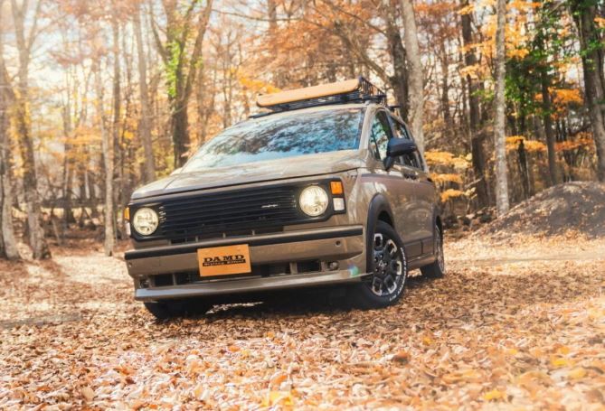 Bergaya kalcer, DAMD bikin Honda Freed tampil ala minivan jadul