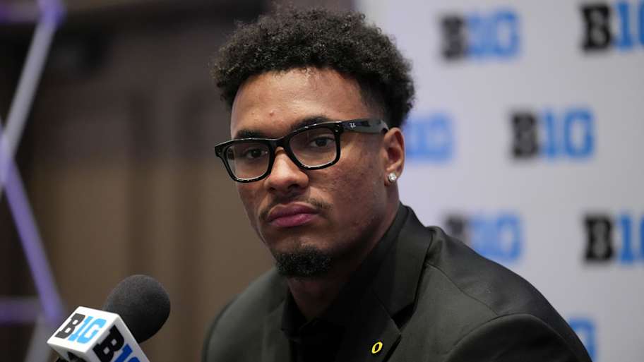 Oregon Ducks' Kenyon Sadiq snubbed from tight end award