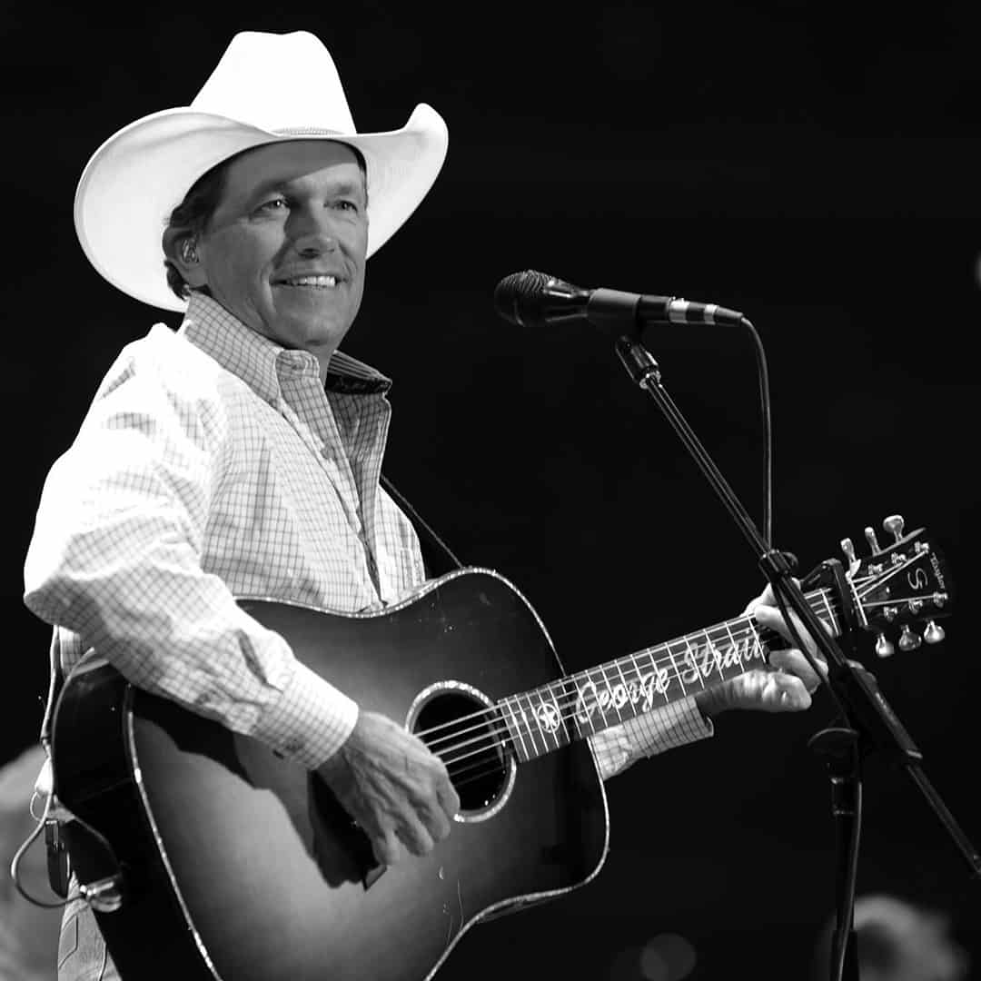 20 classic country songs that belong on every road trip playlist