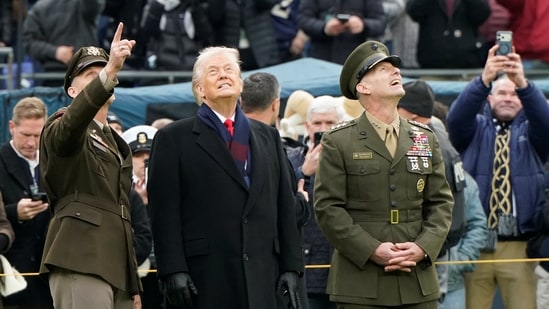 Trump booed at Army vs Navy game today? Video viral after Syria shooting