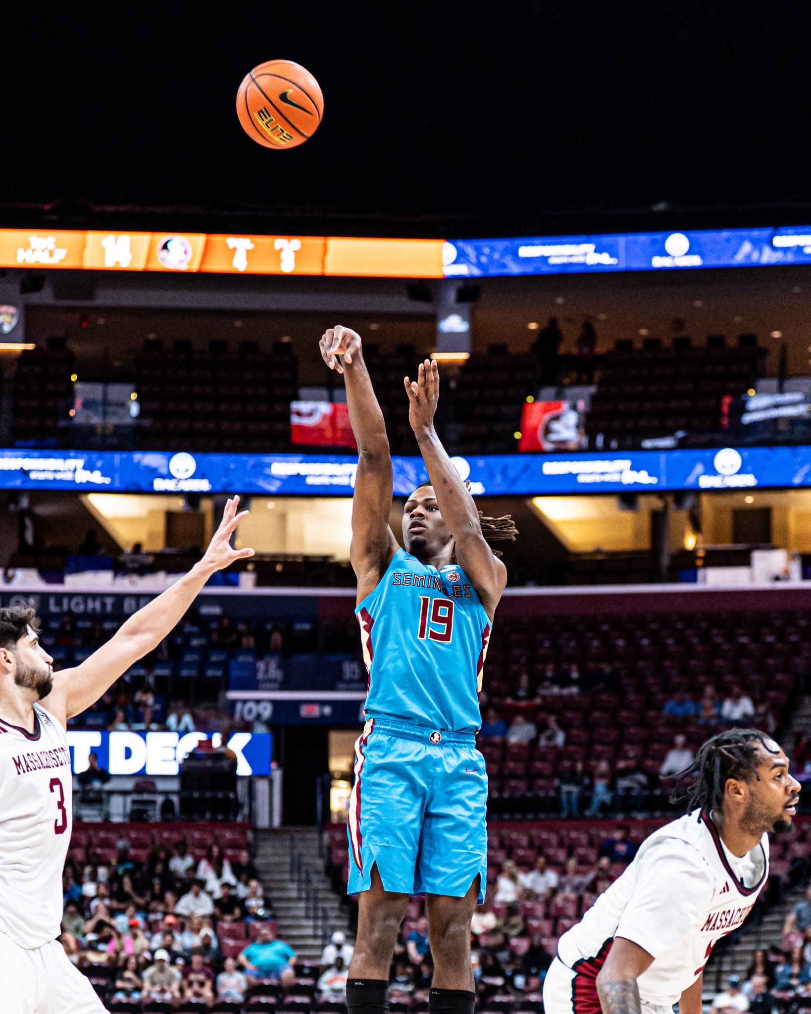 FSU melts down against UMass as Seminoles lose fourth in a row