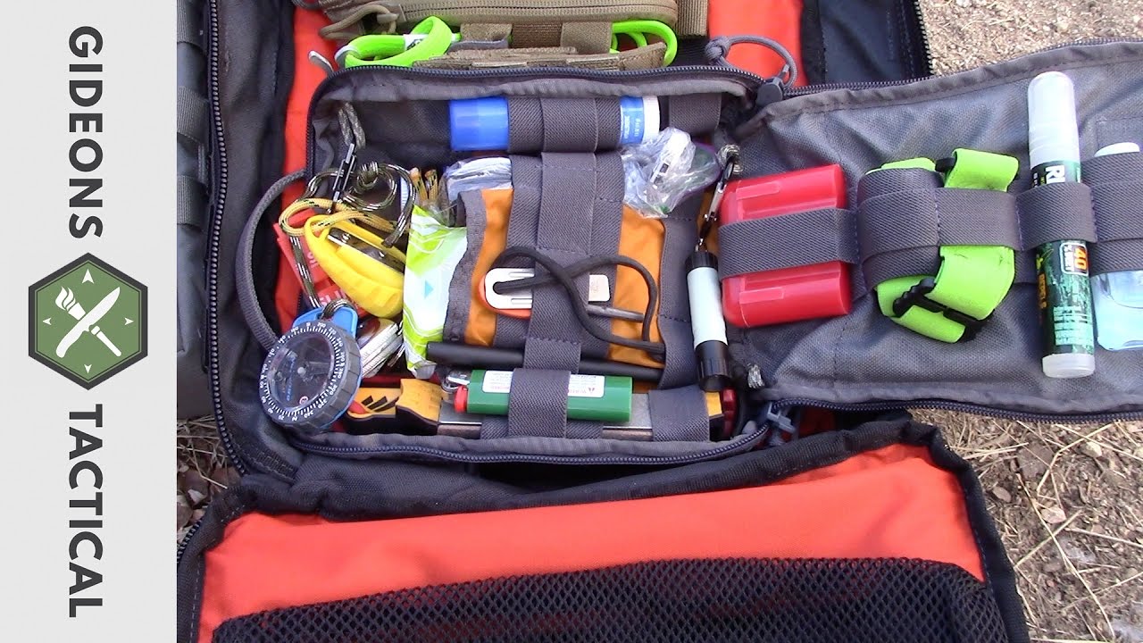 Outdoor EDC kit gear items & supplies