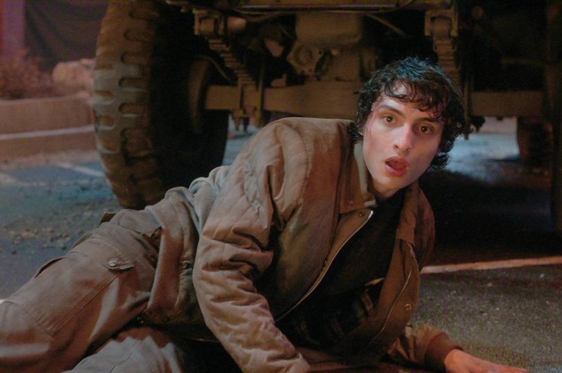 Stranger Things fans predict 'best love story ever written' in season 5 ...