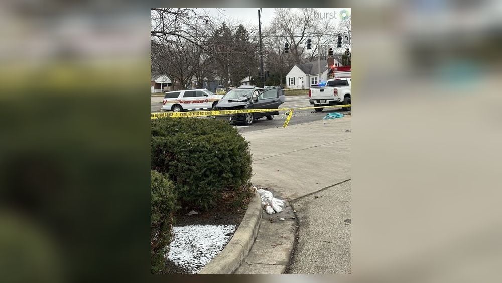 1 dead after crash at busy intersection in Montgomery County