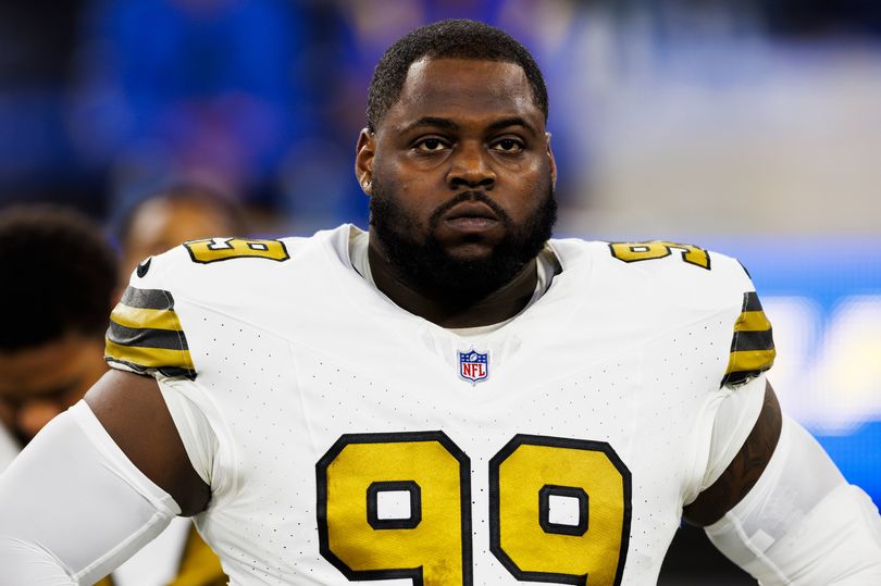 Who is Taylor Swift's dancer Kameron Saunders?