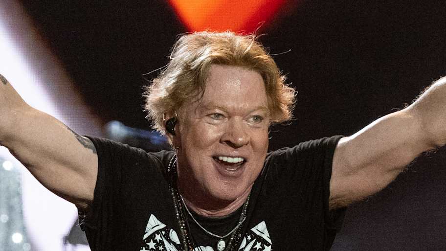 Guns N' Roses announce elite opening acts for 2026 tour dates