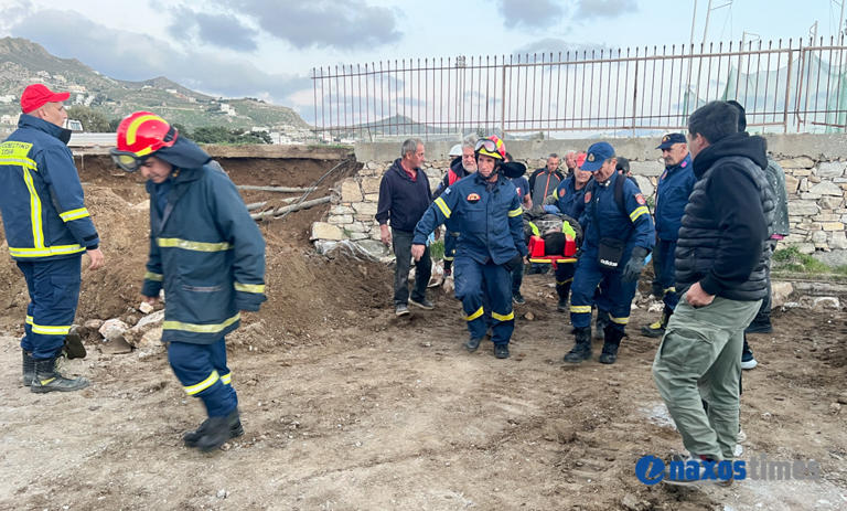 Εργατικό ατύχημα για δύο άνδρες στη Νάξο - Έπεσαν μέσα σε τάφρο (Εικόνες)