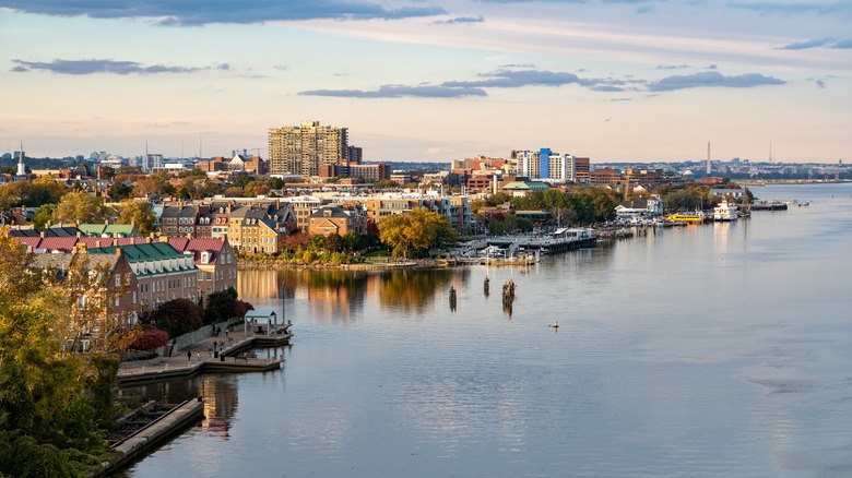 Just outside DC is Virginia's city on the Potomac River, full of art, a ...