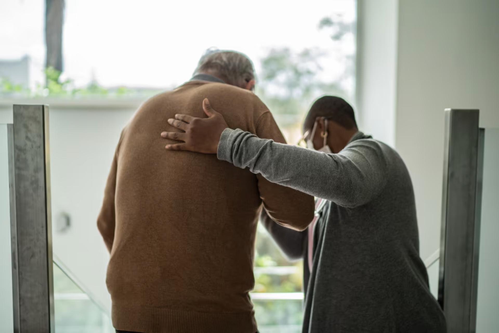 Sintomas de Parkinson podem aparecer 20 anos antes da doença