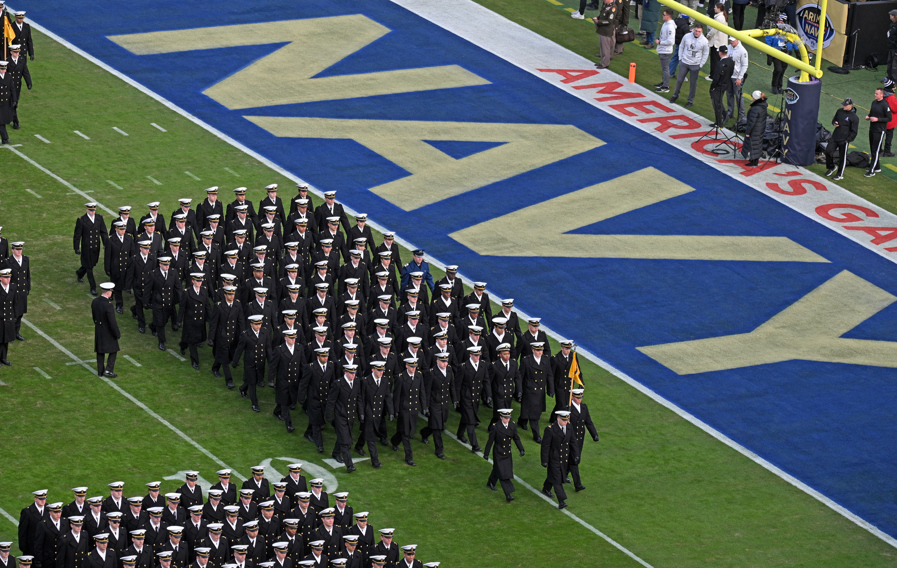 Army-Navy game: Mids rally to dramatic 17-16 victory in Baltimore