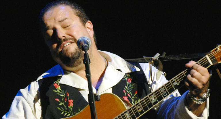 Funeral plans announced for ’90s country star: 'His voice graces the ...