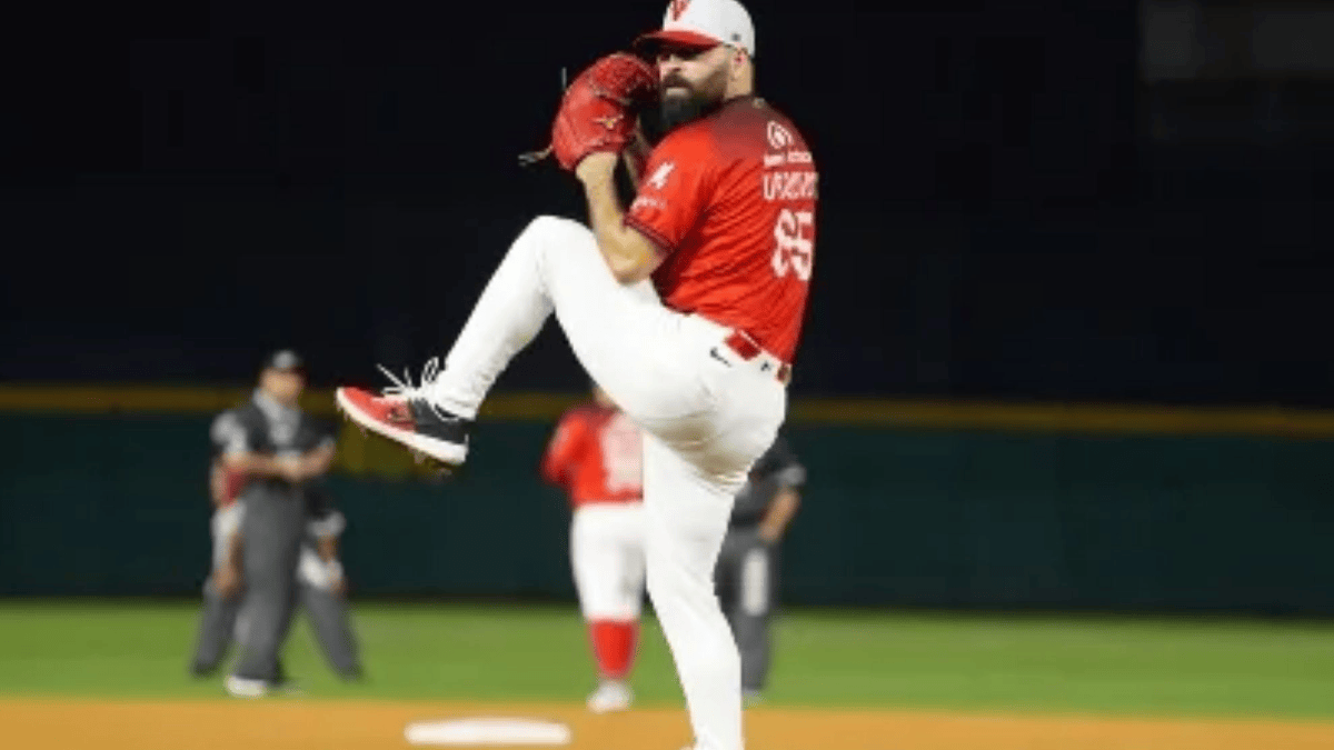 Mazatlán arm returns to MLB! José Urquidy signed by National League team