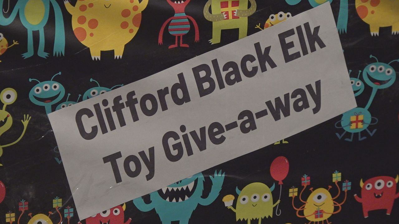 Toy Give-A-Way asking community to step up after toys were stolen