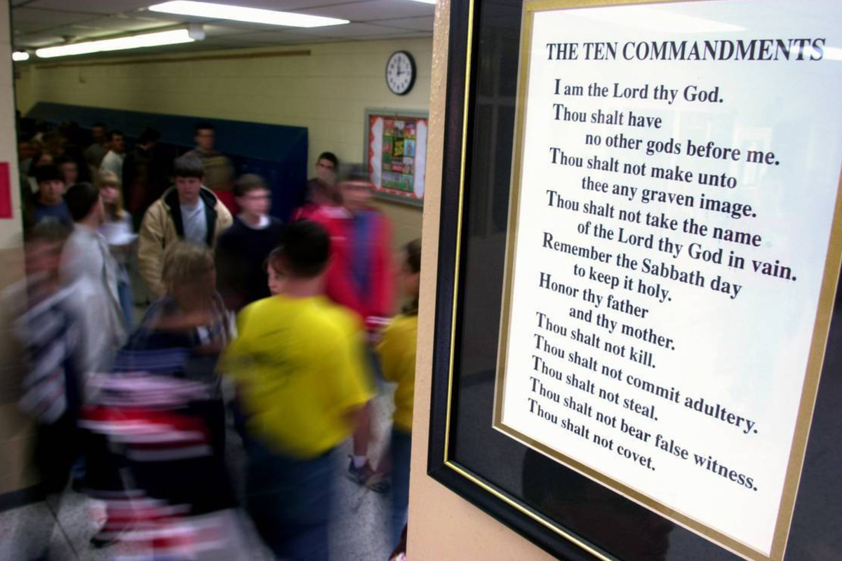 Judge strikes down Texas law requiring Ten Commandments in classrooms