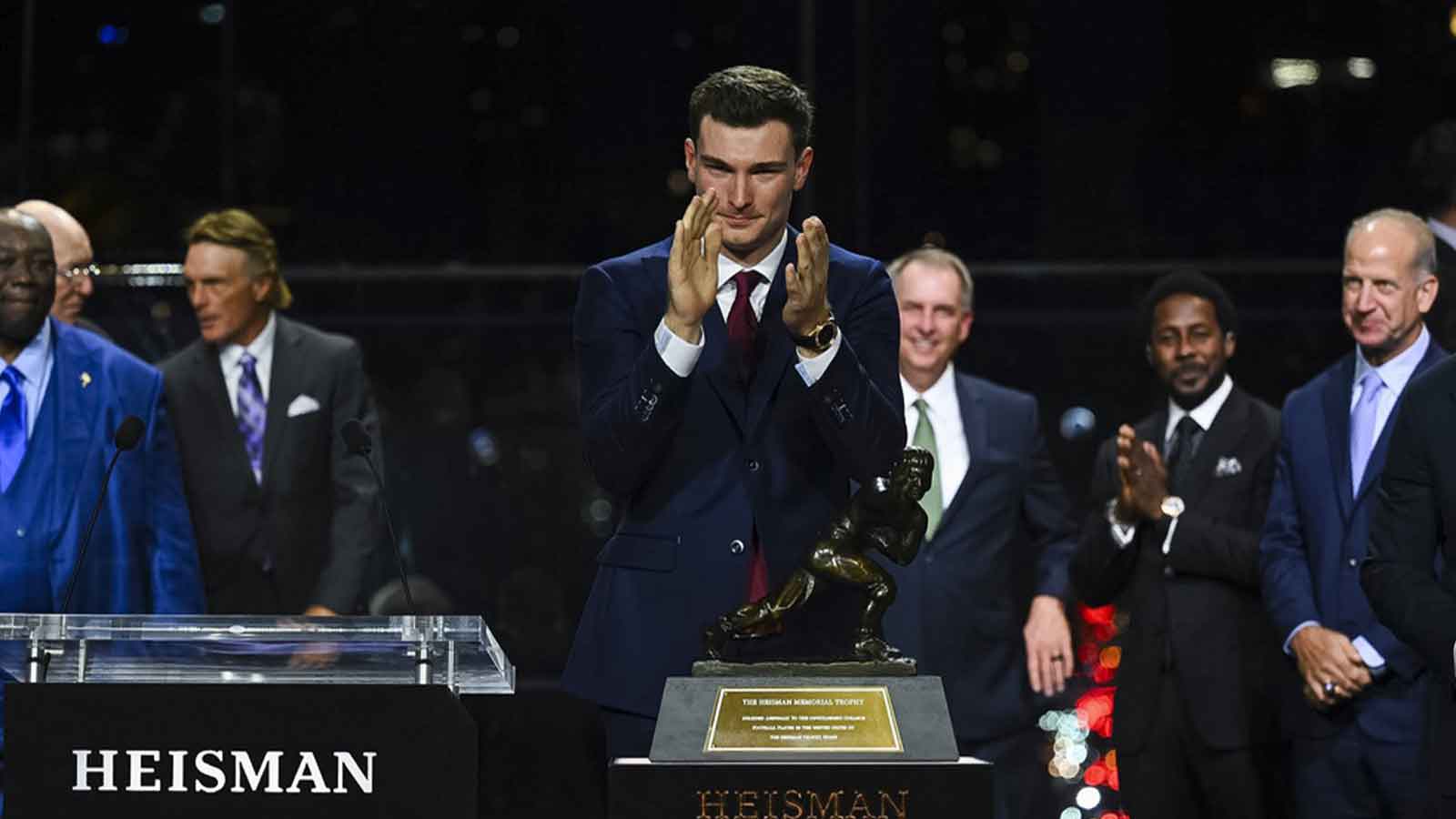 5 early candidates for 2026 Heisman Trophy award