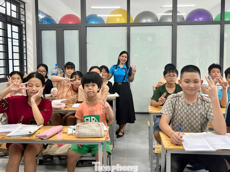 Cô giáo 27 năm gieo chữ miễn phí giúp học sinh nghèo Đà Nẵng