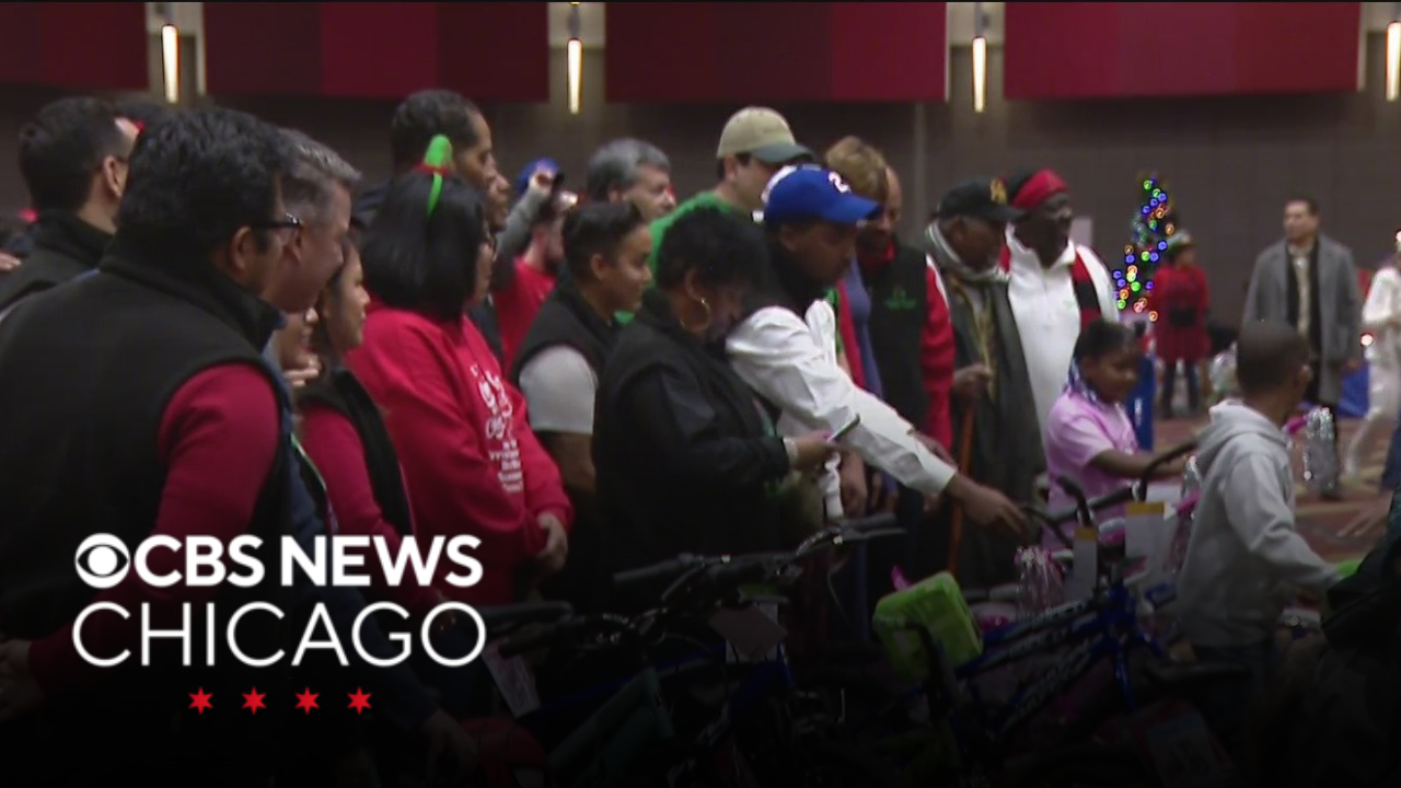 Chicago leaders attend 29th Christmas in the Wards